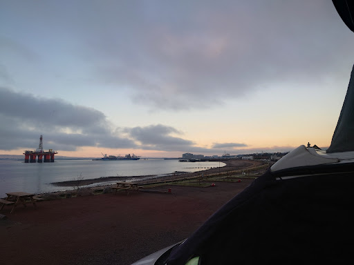 Overnight motorhome campsite - Cromarty Camping