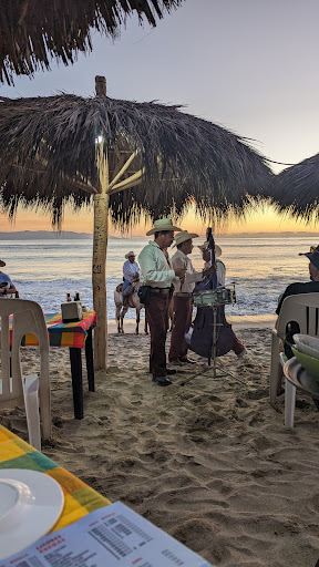 Sea Food The Fat Boy ( Mariscos El Gordo) in Bucerías, Nayarit - Zaubee