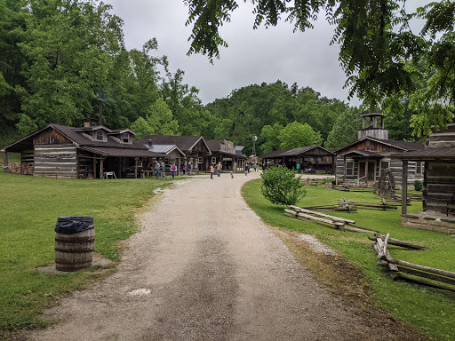 Heritage Farm Museum & Village - AZexplained