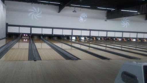 Bowling Alley «Gator Lanes», reviews and photos, 7050 Crystal Dr, Fort ...