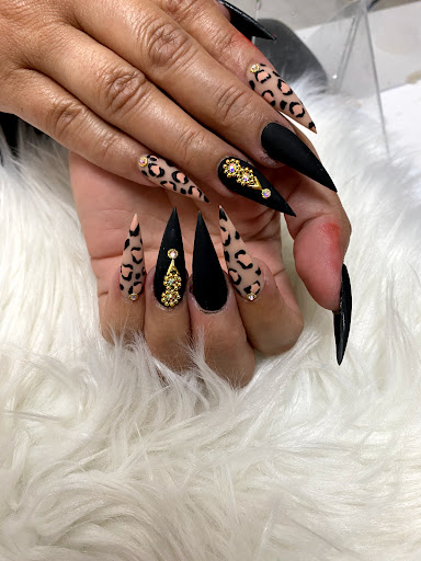 Starlight Nails & Spa - Locations from All Over the World