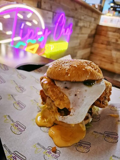 Tipsy Chef (Bar & Restaurant) - Cafe Restaurant Bar