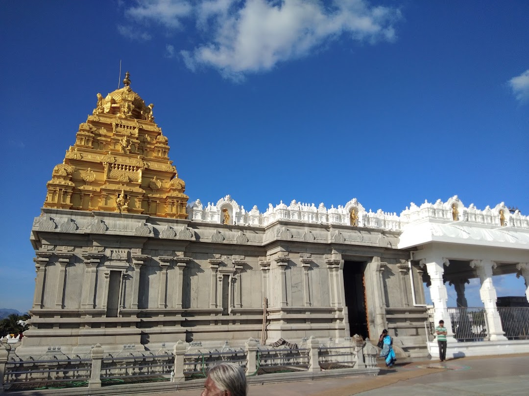 Vana Thirupathi Temple in the city Punnaiyadi