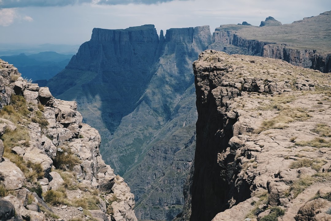 Sentinel Peak Hike in the city Giants Castle Game Reserve