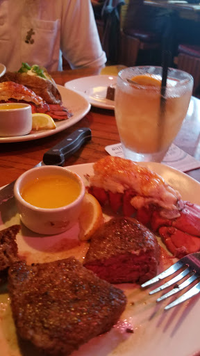 Shopping Mall «Cross Pointe Shopping Center», reviews and photos, 101 E ...