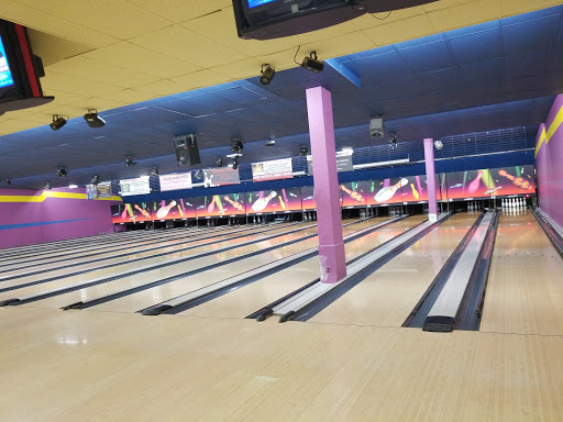 Bowling Alley «Melody Lanes Bowling Center», reviews and photos, 461 ...