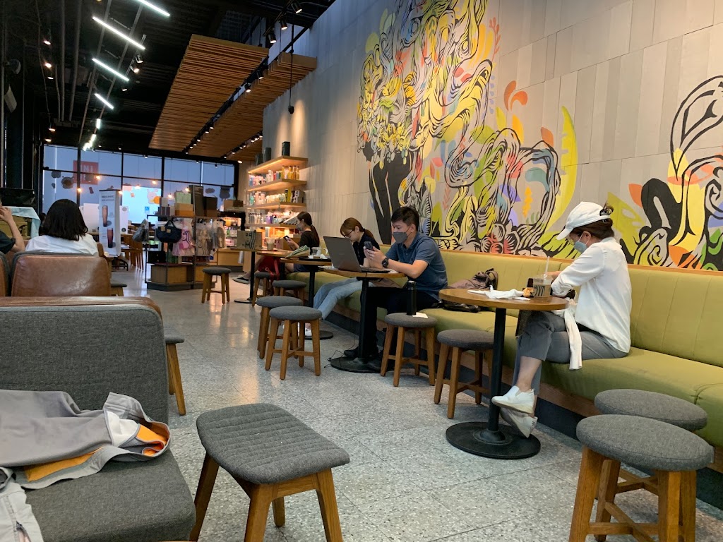 雲林縣斗六市 STARBUCKS 星巴克 (斗六中正門市) - 台灣餐廳推薦 手搖推薦 甜點推薦 買一送一 優惠訊息