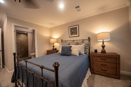 Parkway Village - AZexplained