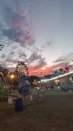 Park «Kit Land Nelson Park», reviews and photos, 10 N Forest Ave ...