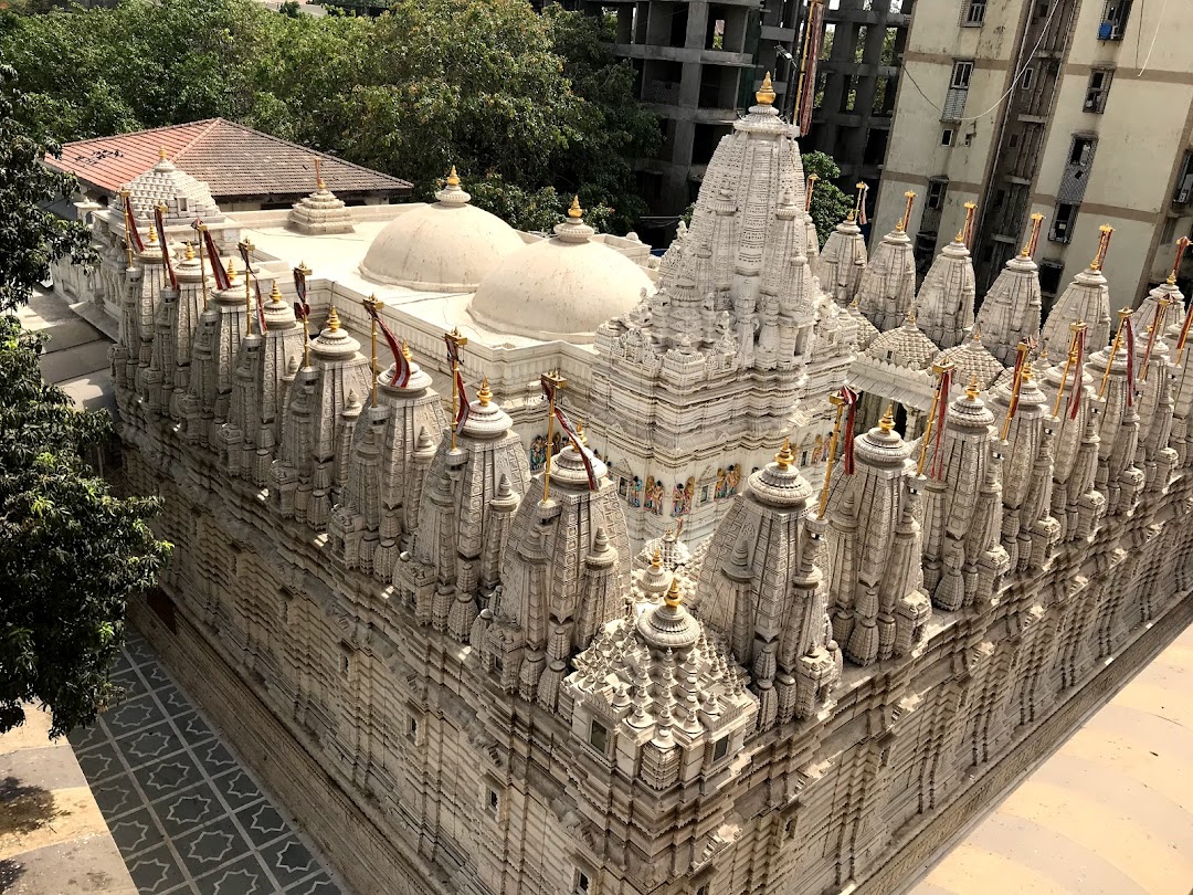 Sheth Motisha Adeshwarji Jain Temple in the city Mumbai