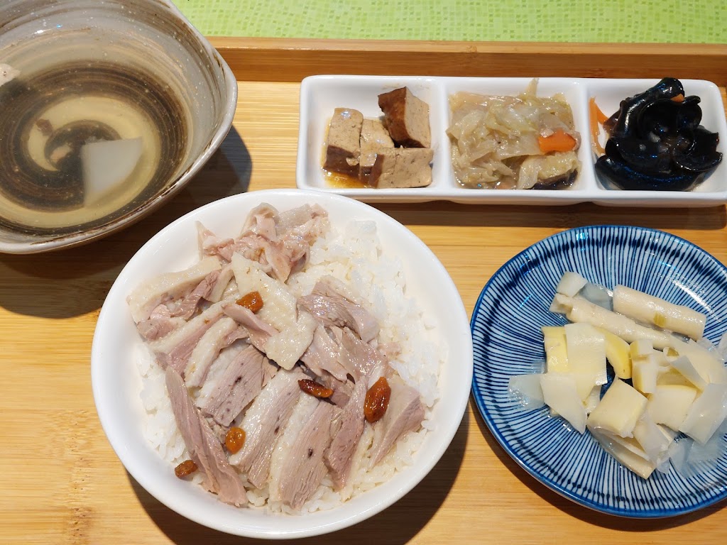 新北市板橋區 鑫塘鵝 Oh my goose！概念廚房 - 台灣餐廳推薦 手搖推薦 甜點推薦 買一送一 優惠訊息