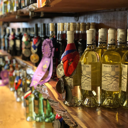 Noisy Water Winery - AZexplained