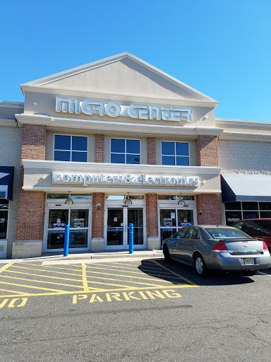 Computer Store «Micro Center», reviews and photos, 263 McLean Blvd ...