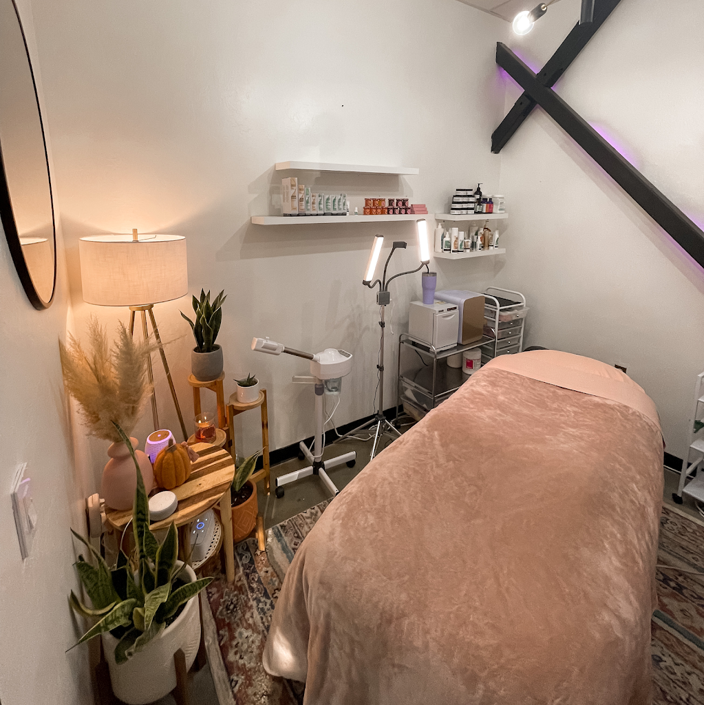 The Skin Enthusiast - Edmond, OK 73034 - Services and Reviews