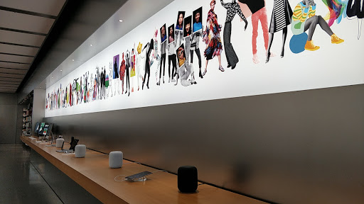 Computer Store «Apple Lynnhaven Mall», reviews and photos, 701 ...