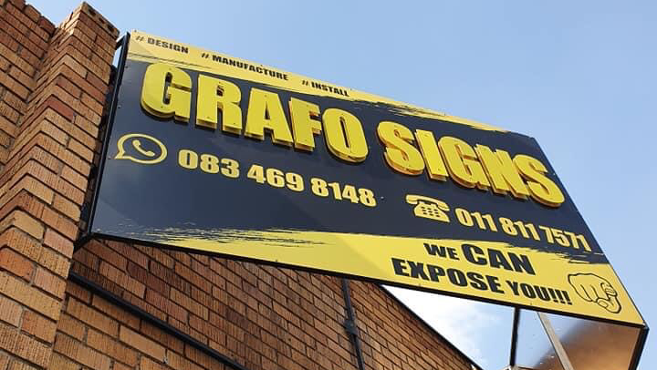 Grafo Signs in the city Springs