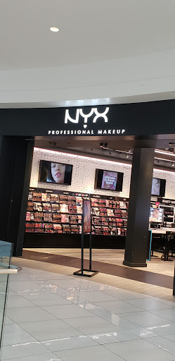 Movie Theater «AMC DINE-IN Menlo Park 12», reviews and photos, 55 ...