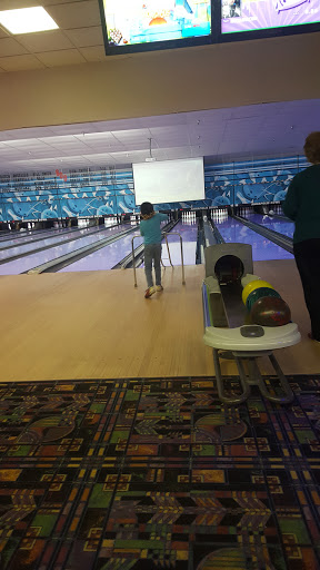Bowling Alley «Annapolis Bowl», reviews and photos, 2057 Generals Hwy ...