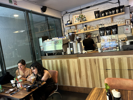 Restaurante El Terrible Juan Café Providencia en Guadalajara