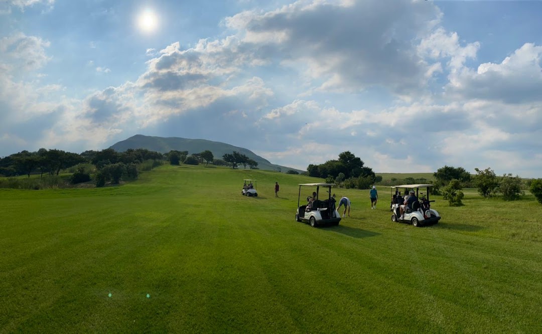Amphitheatre Golf Course in the city Bergville
