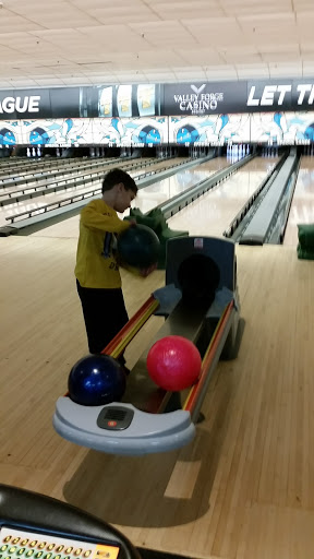 Bowling Alley «Sproul Lanes», reviews and photos, 745 S Sproul Rd ...