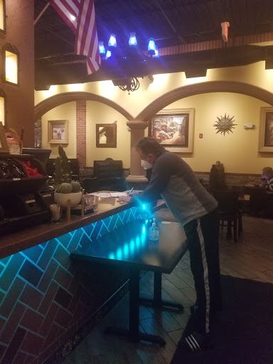 Shopping Mall «Cross Pointe Shopping Center», reviews and photos, 101 E ...