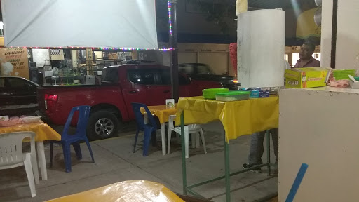 Restaurante Tacosteño Doña Guille en Atoyac de Álvarez