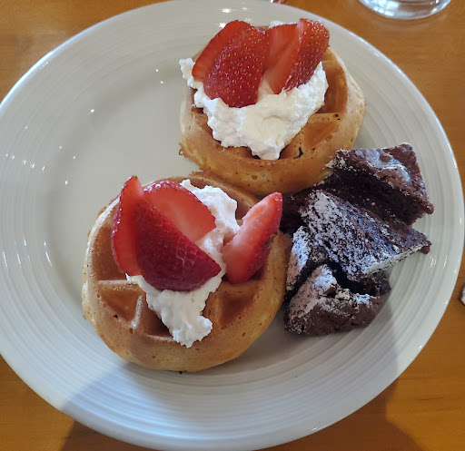 American Restaurant «Pinstripes», reviews and photos, 13500 Nall Ave ...