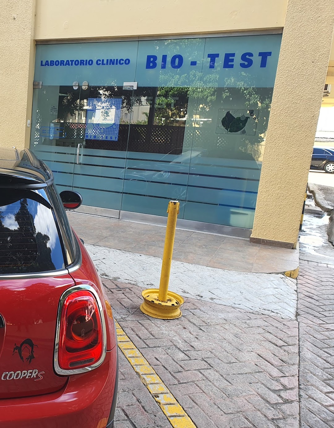 Laboratorio Bio-Test en la ciudad Santo Domingo