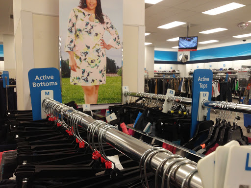 Outlet Mall «Hechinger Mall», reviews and photos, 1518 Benning Rd NE ...