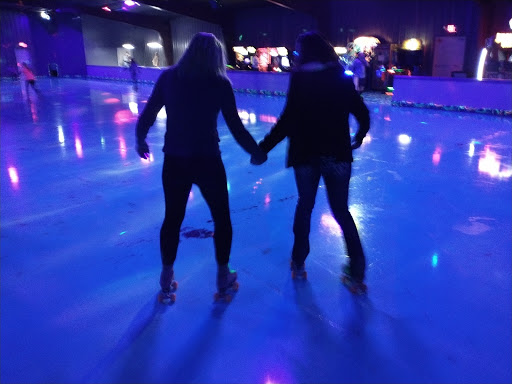 S&S Skateland in West Plains, Missouri - Zaubee