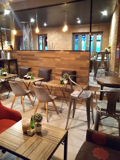 Restaurante El Encanto Cafe Naranjos en San Luis Potosí