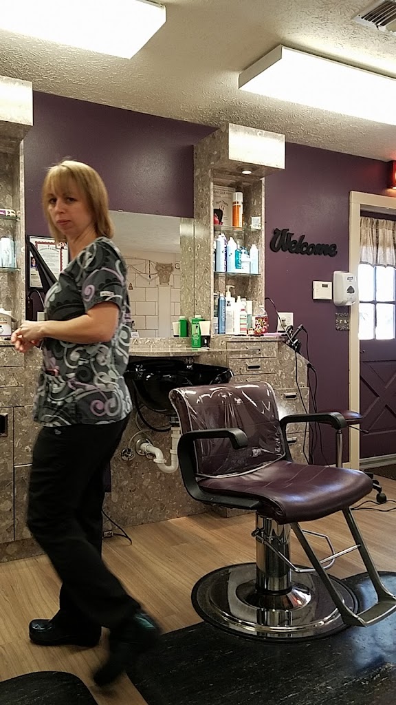 Distinctive Hair Design - Dade City, FL 33525 - Services and Reviews