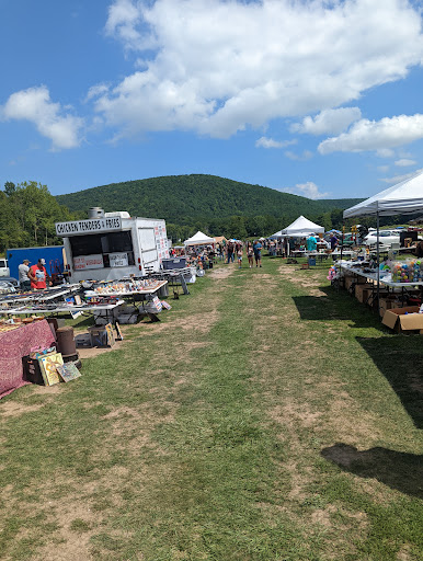 Creekside Flea Market (Seasonal: Open April Thru October) in ...