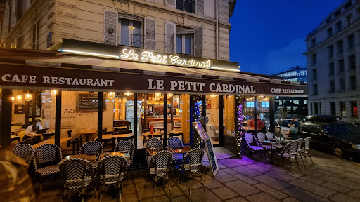 Restaurant Le Petit Cardinal dans Paris