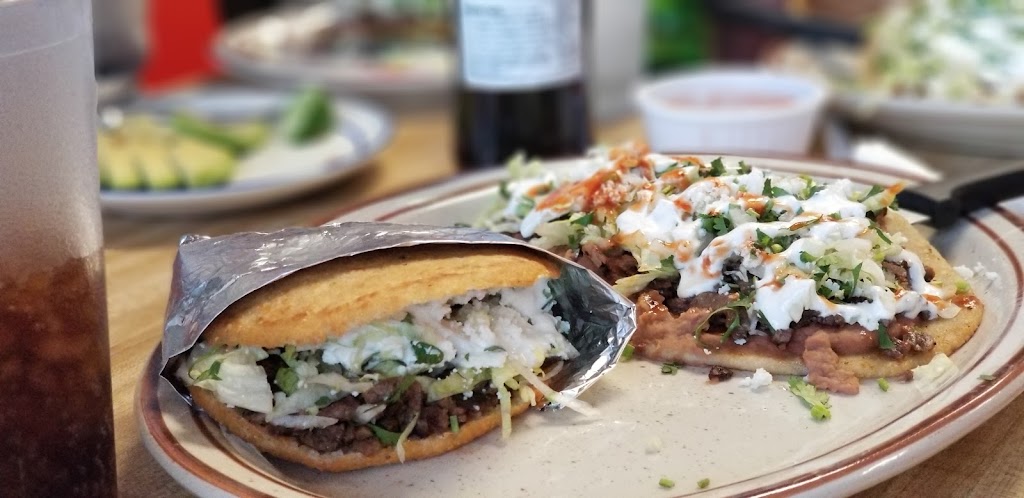 Fiesta Del Mar - Tulsa, OK 74129 - Menu, Reviews, Hours & Contact