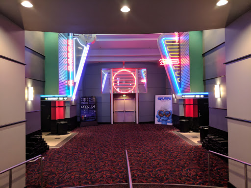 Movie Theater «Regal Cinemas Crossroads 8», reviews and photos, 1200 ...