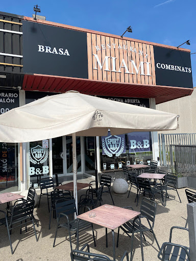 Restaurante B&B BAR Y RESTAURANTE en Terrassa