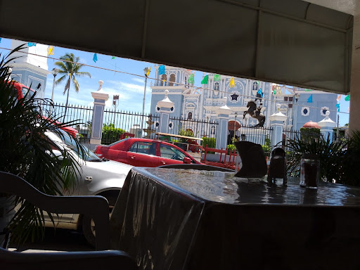 Restaurante Restaurant sushi el trapiche, Avenida Cuahutemoc, plaza ...