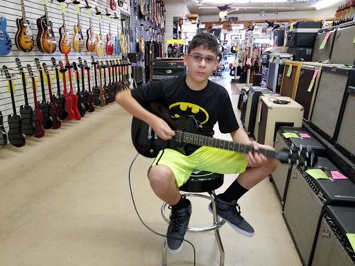 Bizarre Guitar & Drum in Encanto Village, Phoenix, Arizona - Zaubee