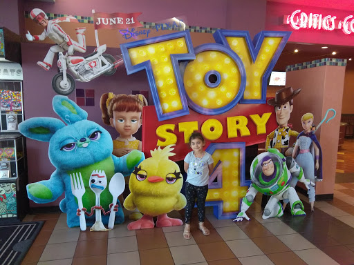 Movie Theater «Regal Cinemas Turlock 14», reviews and photos, 2323 W ...