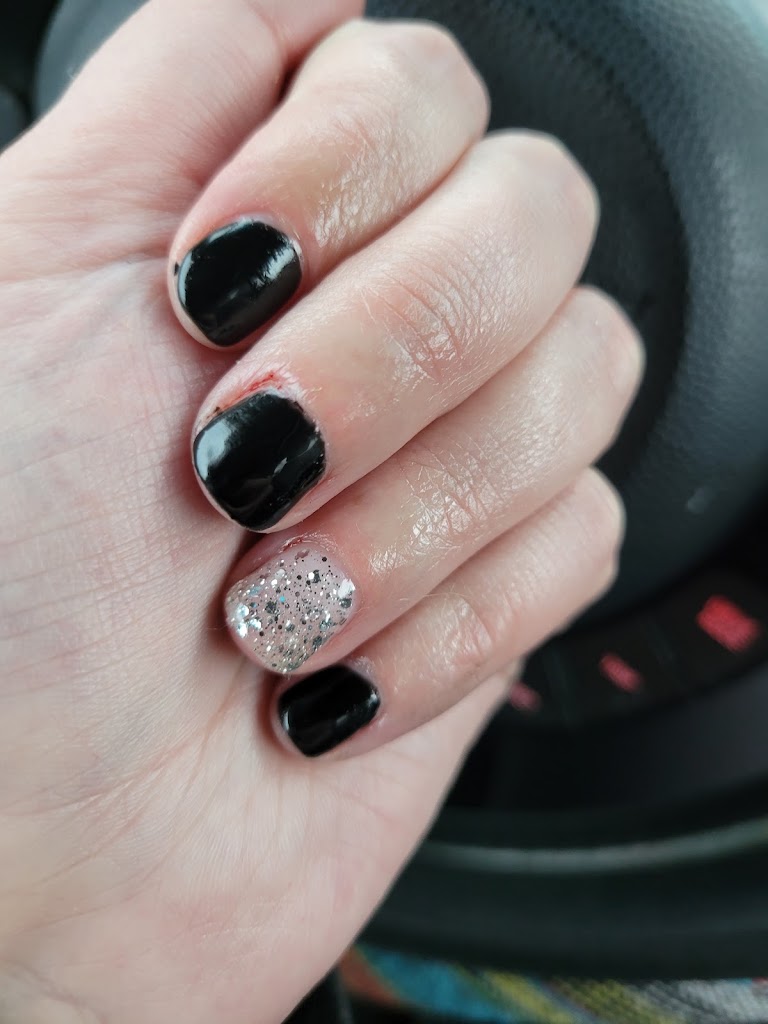 Kim Nails - Centralia, WA 98531 - Services and Reviews
