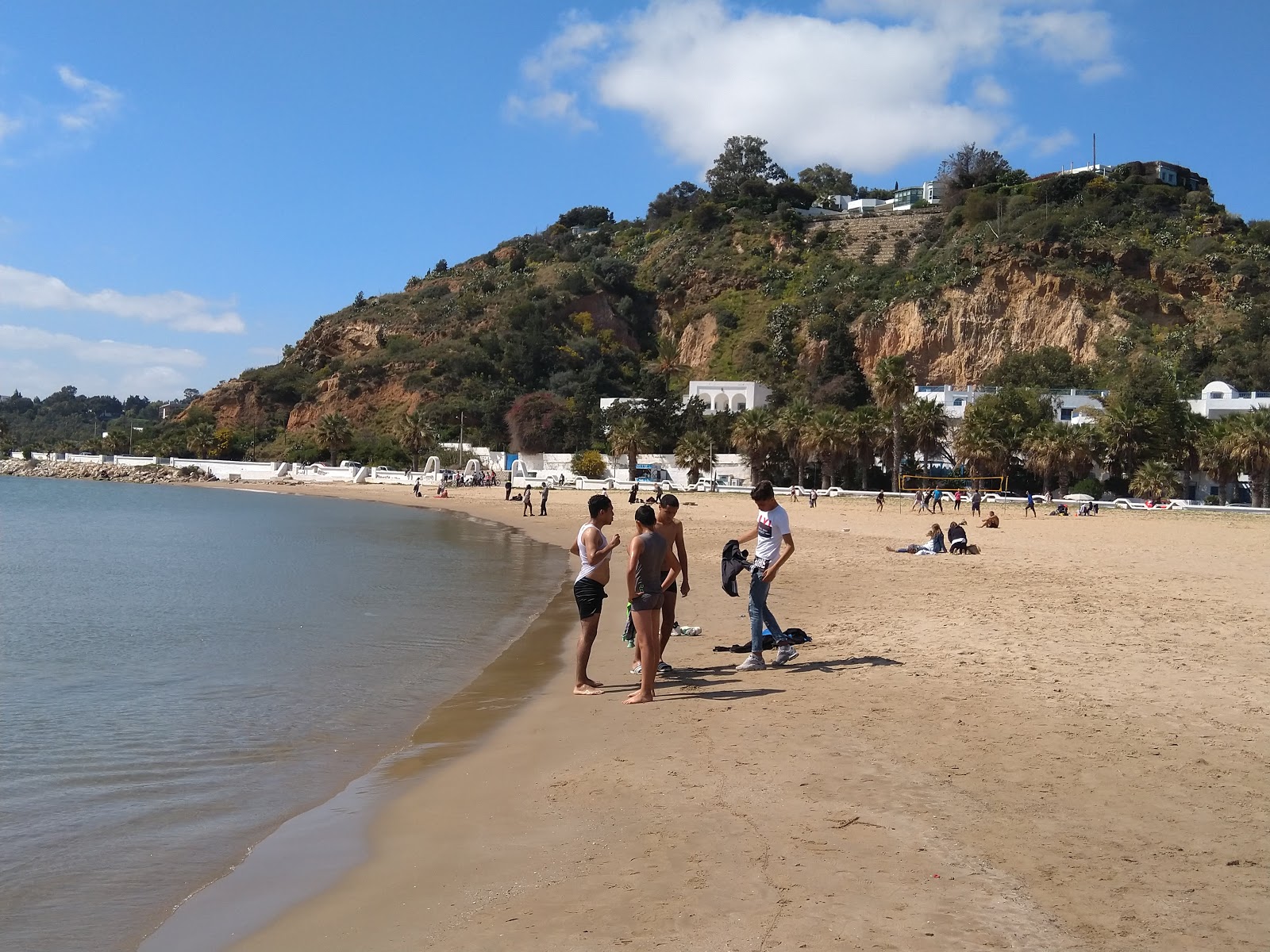 Sidi Bou Said Beach 🏖️ Tunis, Tunisie - caractéristiques détaillées ...