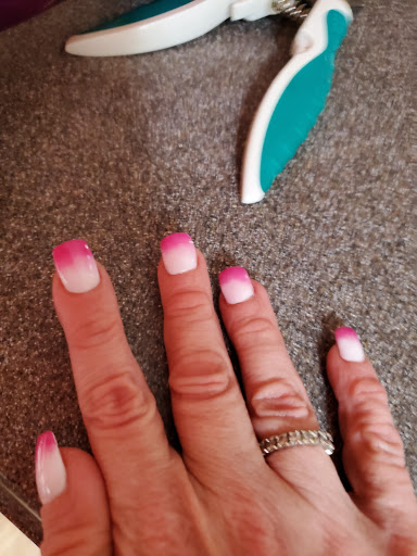 Julie Nails - Locations from All Over the World