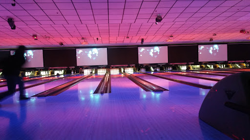 Bowling Alley «Irvine Lanes», reviews and photos, 3415 Michelson Dr ...