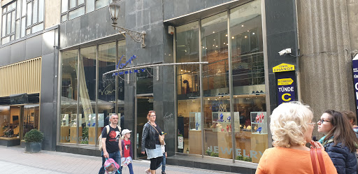 Varga Design Jewelry Salon in District V., Budapest, - Zaubee