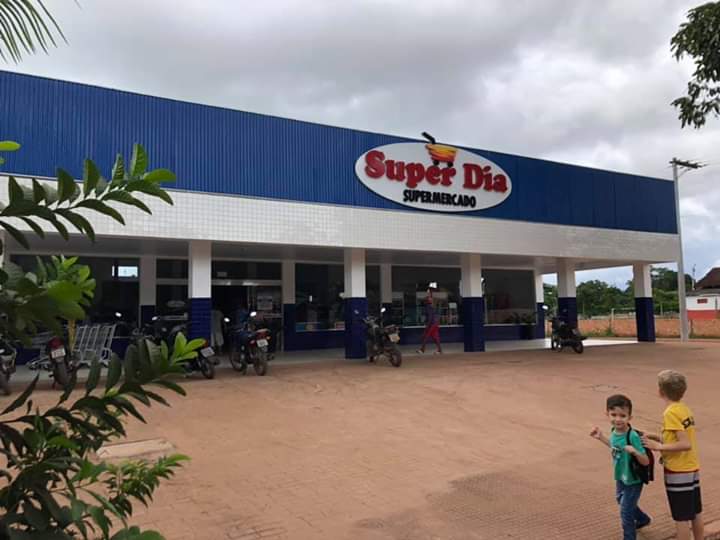 Super Dia Supermercado na cidade Belterra