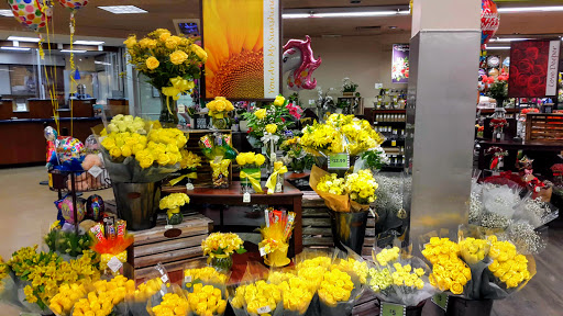 Outlet Mall «Hechinger Mall», reviews and photos, 1518 Benning Rd NE ...