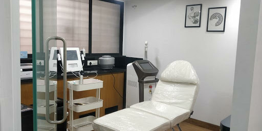 Dr Raashi Mehta'S Skin Clinic in Tardeo, Mumbai