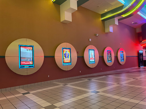 Movie Theater «Regal Cinemas Mall Of Georgia 20 IMAX & RPX», reviews ...